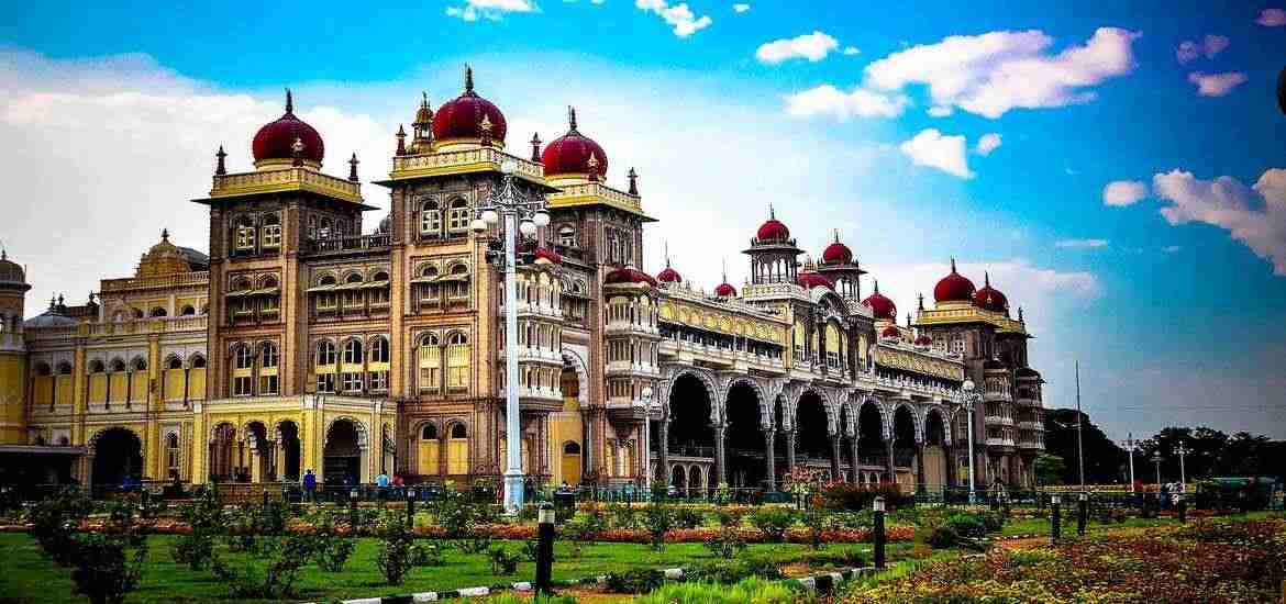 Mysore Ooty Tour Package, Mysuru Ooty Tour from Bangalore - TrvMe