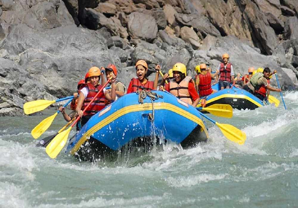 River Rafting In Rishikesh Rishikesh @ ₹2200 – Limited Time Deals! - TrvMe