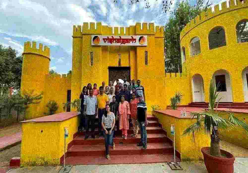 Rangmanch Farms Gurgaon - TrvMe